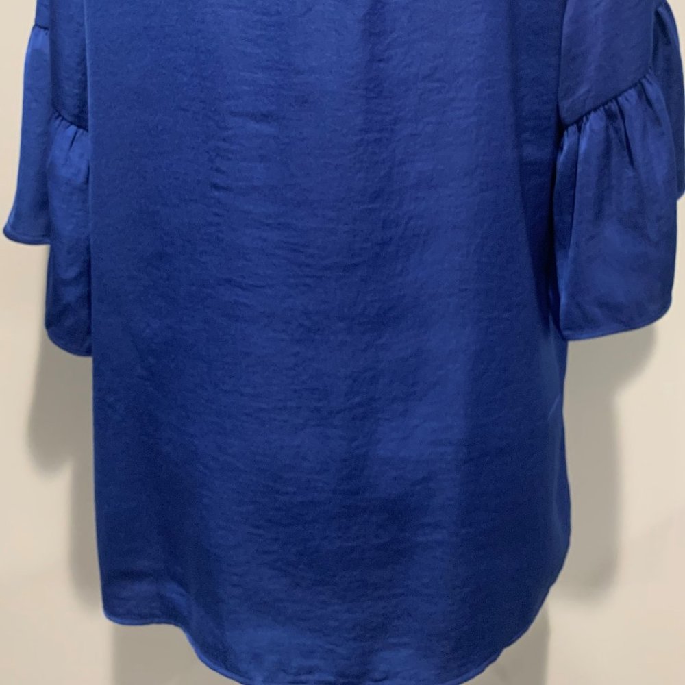 Cabi Ladies Royal Blue Bell Sleeve Blouse - Gem